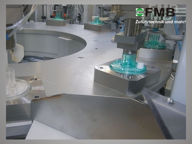 Assembly machine for bacterial and viral filters for respirators